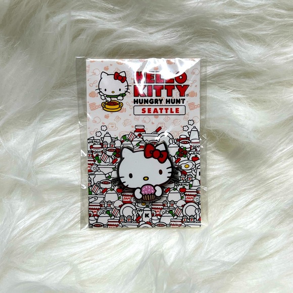 Sanrio | Accessories | Hello Kitty Hungry Hunt Seattle Cupcake | Poshmark